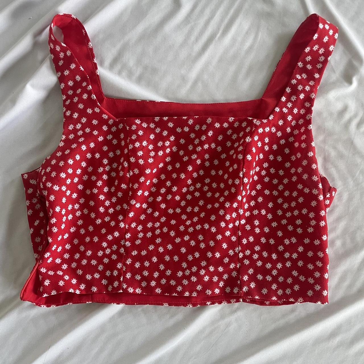 red flower crop top ♡ small, there’s a zipper on... - Depop