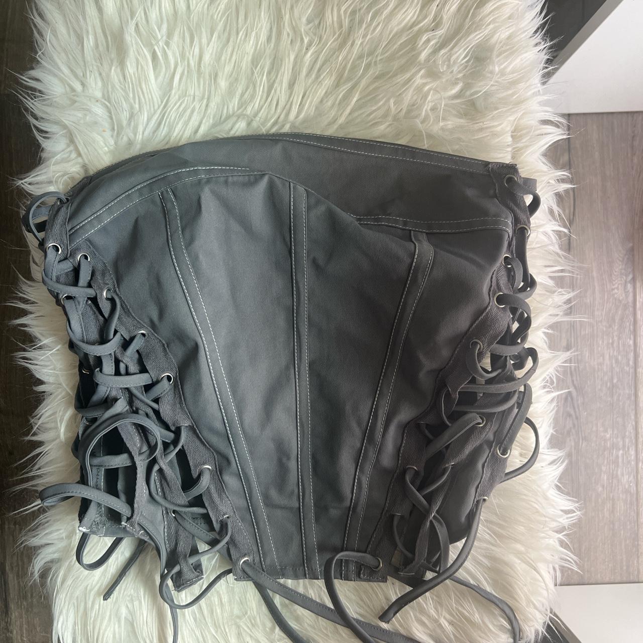 Plt corset top - Depop