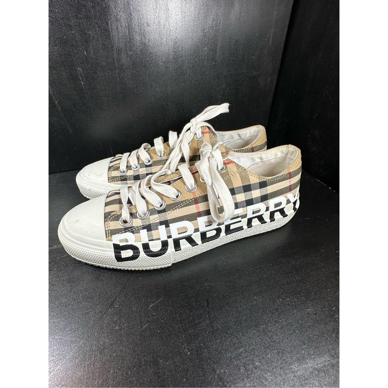 Burberry Women's Tan Trainers | Depop