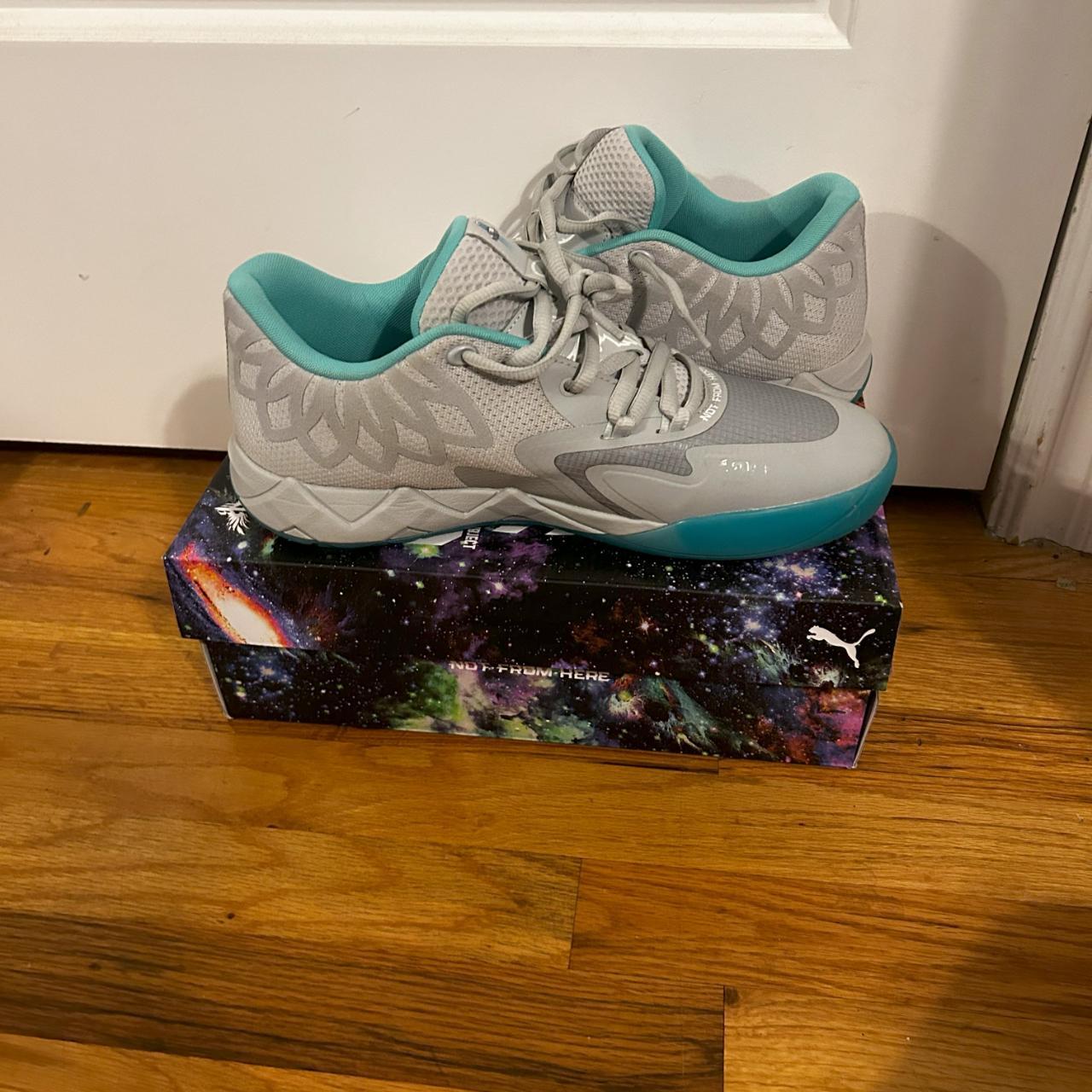La Melo UFO Pumas - Depop