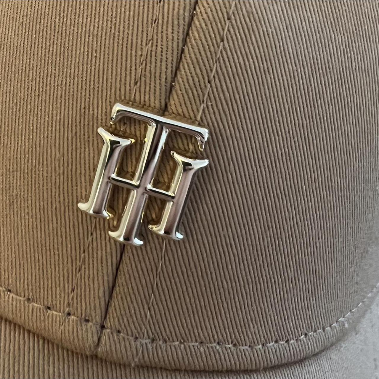 Tommy higher cap Paid £79 - Depop