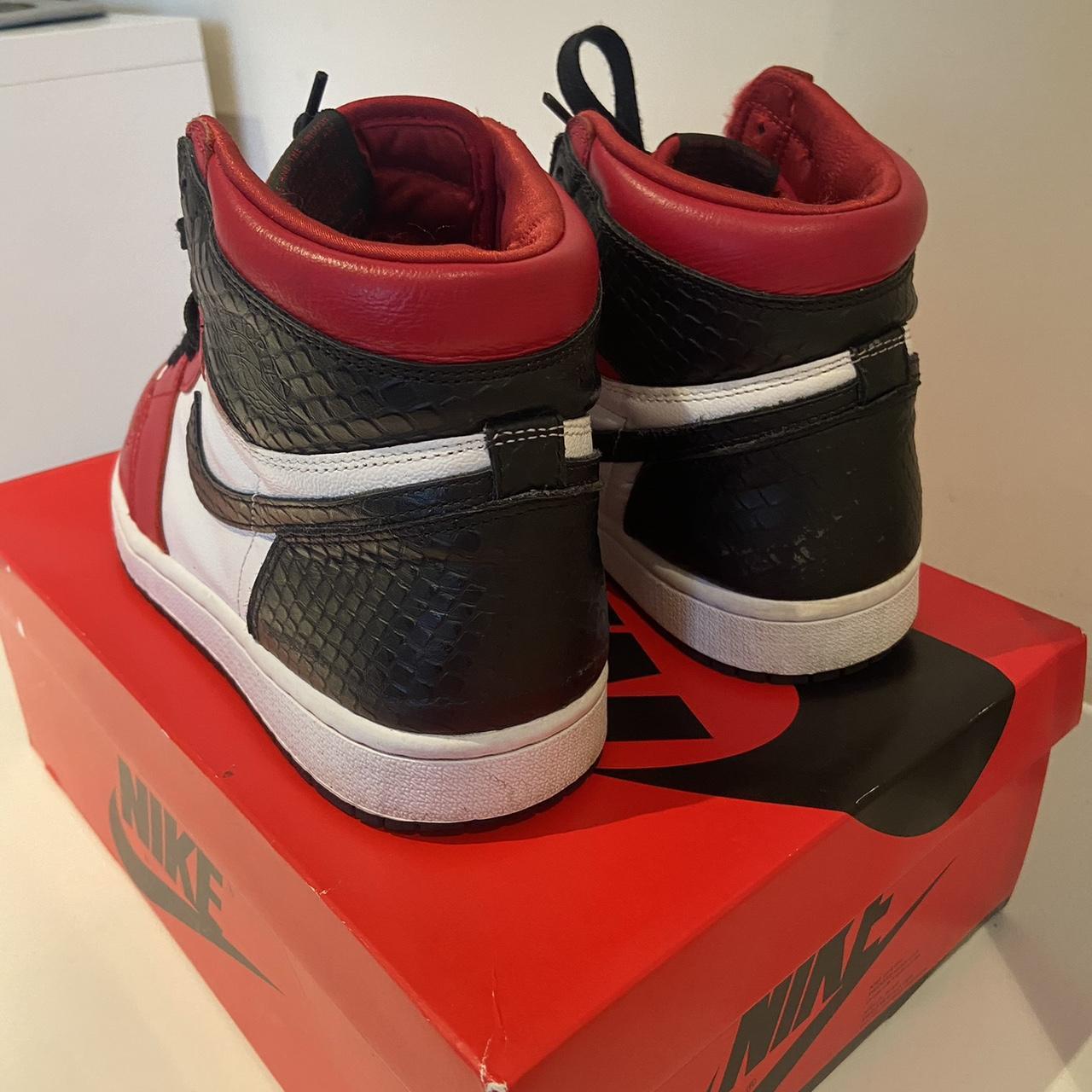 Jordan 1 Satin Snake🔴 UK 7 7/10... - Depop