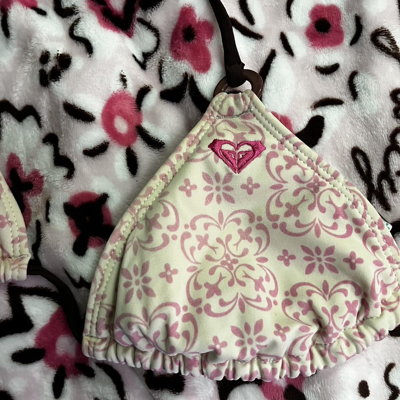 Rare early 2000s (Roxy brand) bikini set. #y2k... | Depop