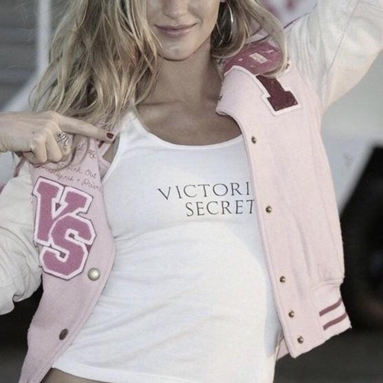 VICTORIAS SECRET rare 2000s collection pout Girly... - Depop