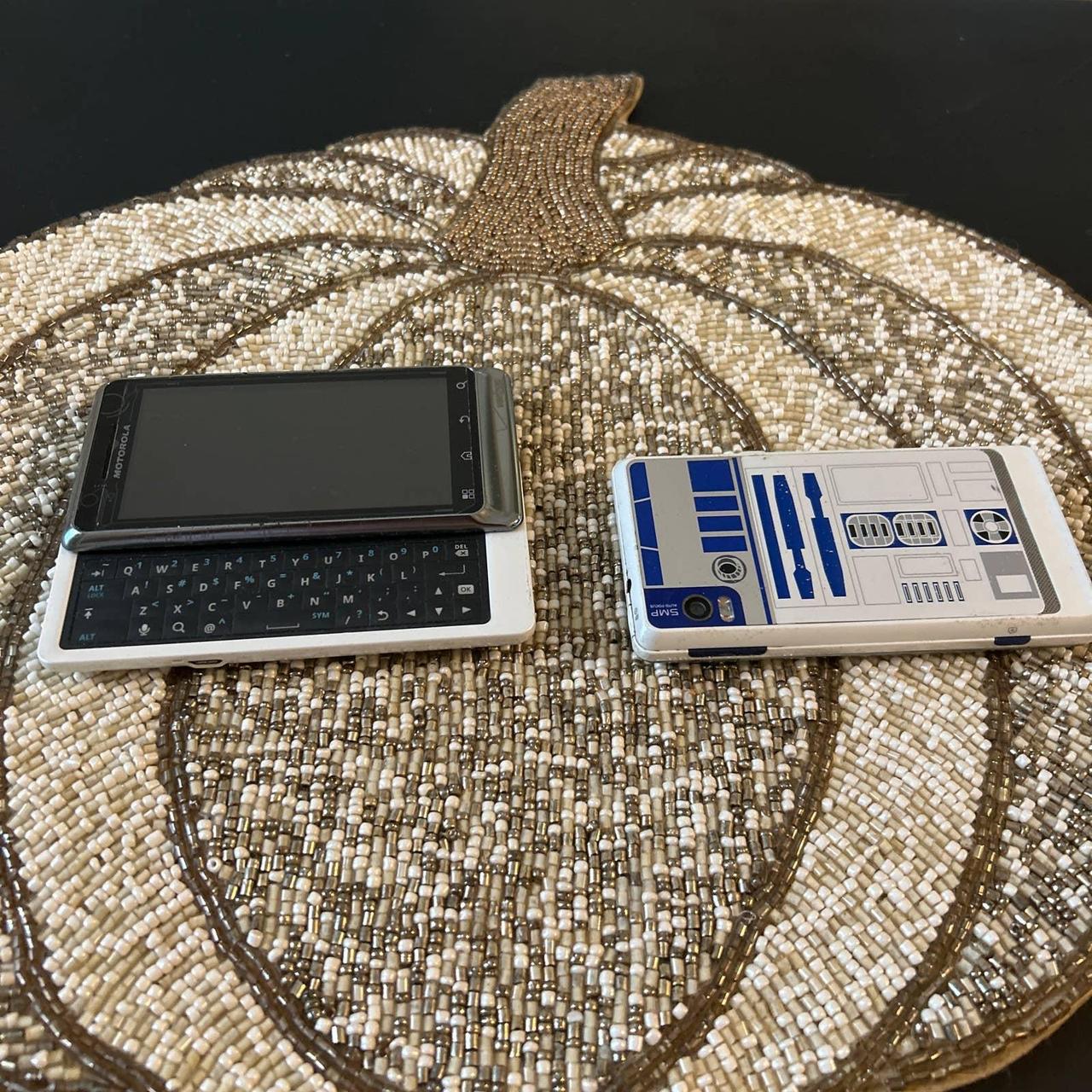 Star Wars R2 D2 Motorola phones the classic flip phone - Depop