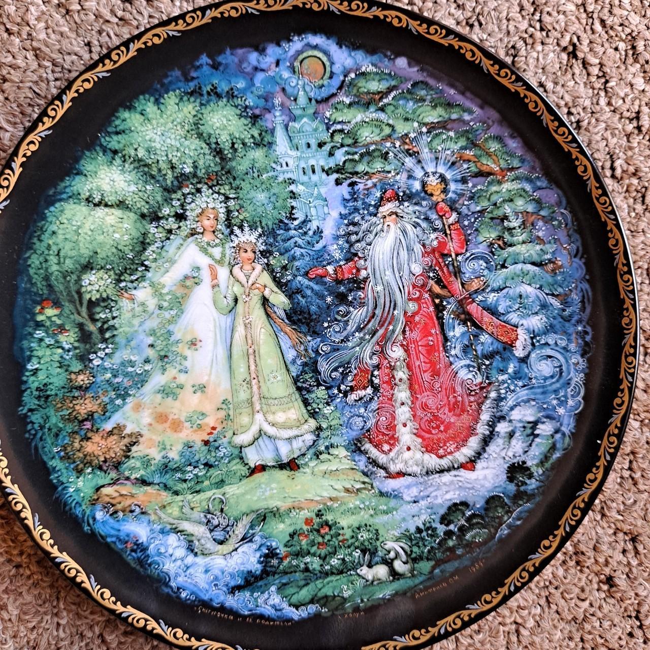 Bradford Exchange snow maiden plates. Includes all 8... - Depop