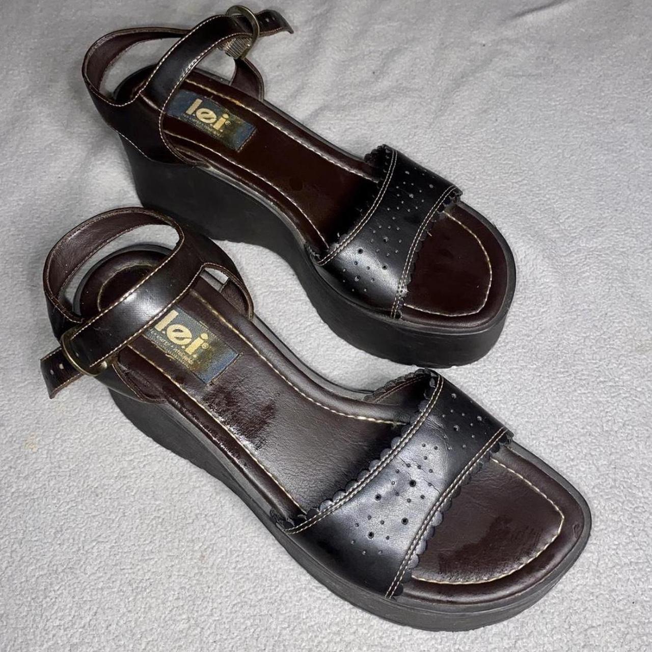 Vintage 90s LEI platform 3” sandals. Absolutely... - Depop