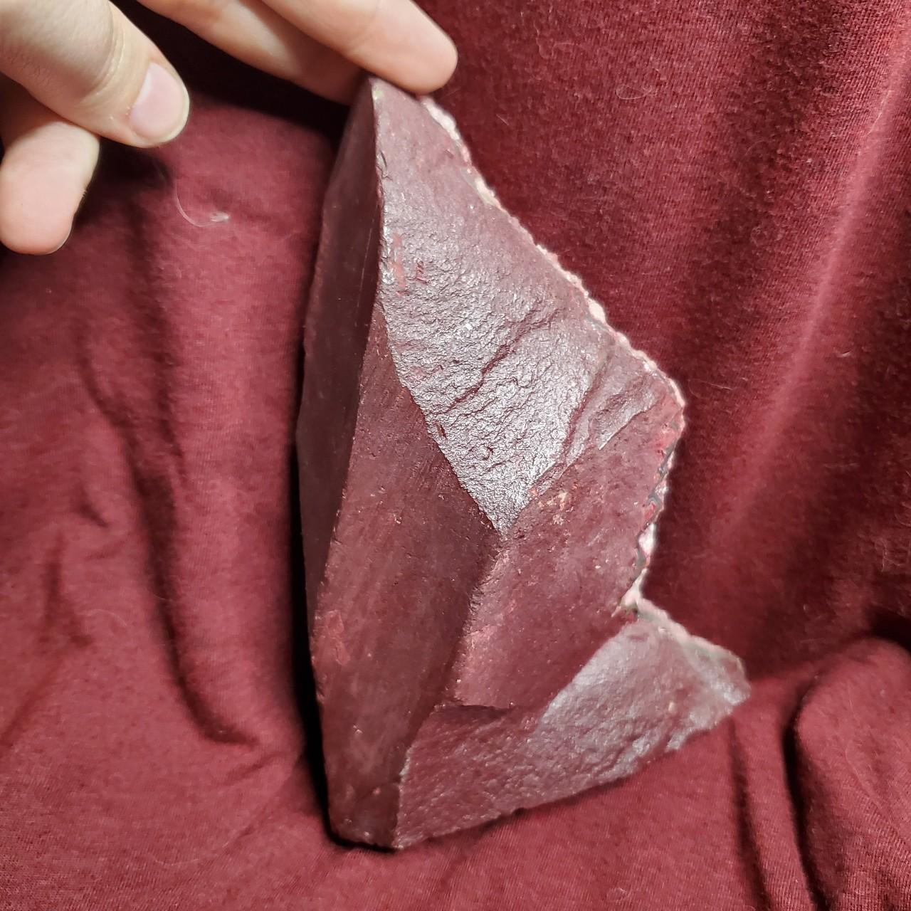 Burgundy Maroon Dyed Quartz Changing my decor.... - Depop