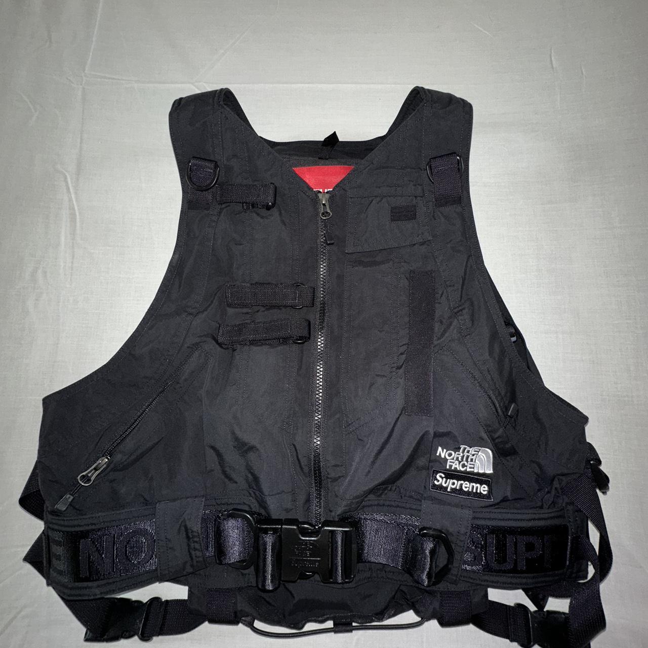 Supreme The North Face RTG Vest - Depop