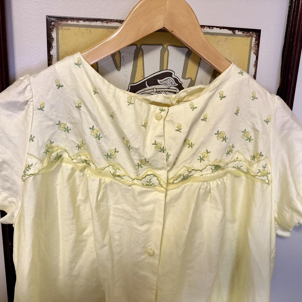 Vtg yellow Gossard nightgown - cap sleeve with... - Depop