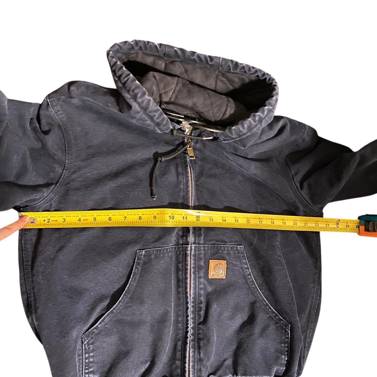 Navy blue Carhartt J130 jacket in men’s small... - Depop