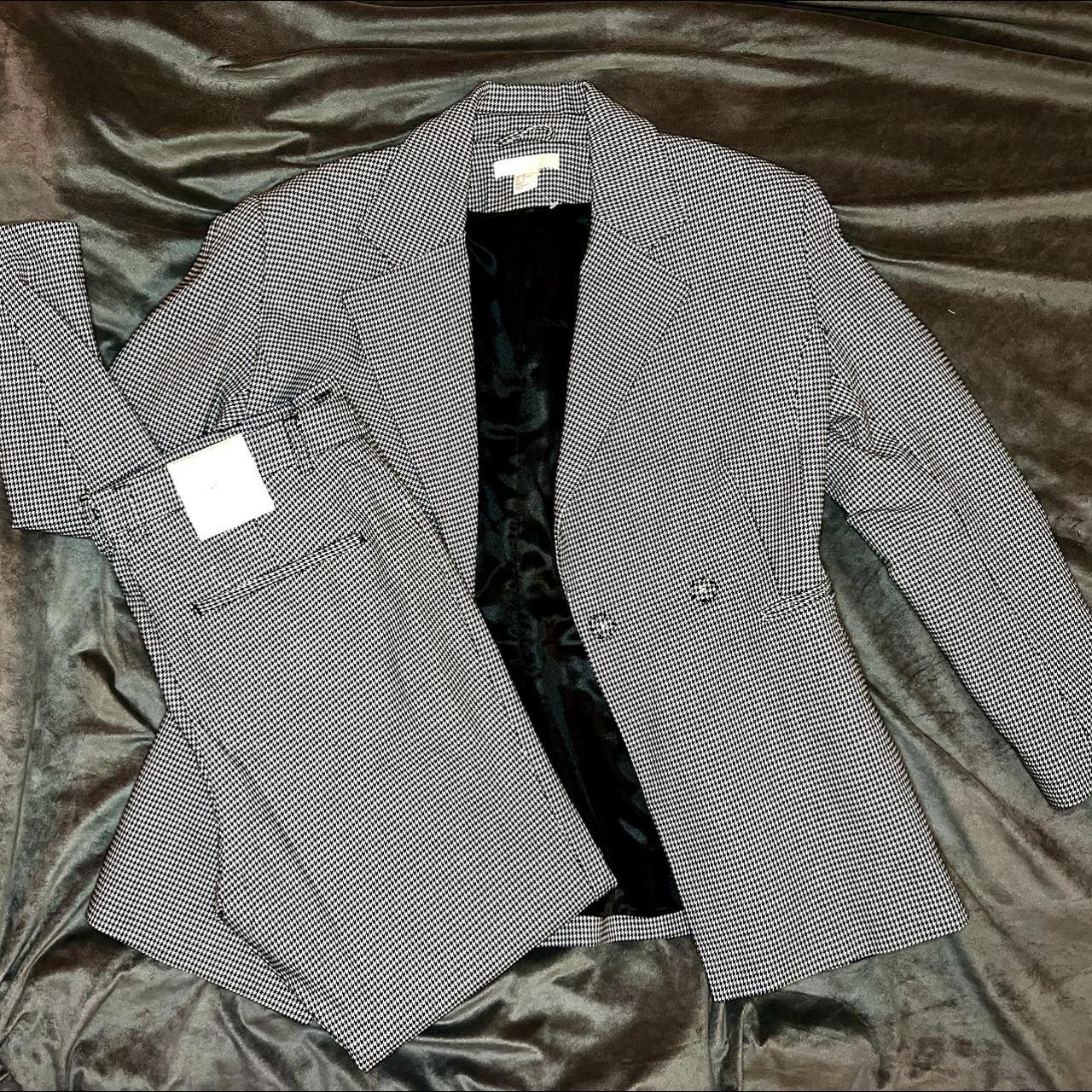 Straight-cut jacket in woven fabric with notched... - Depop