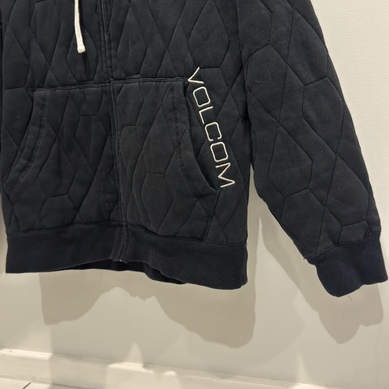 Stay warm and cozy with this Volcom Fleece Hooded... - Depop