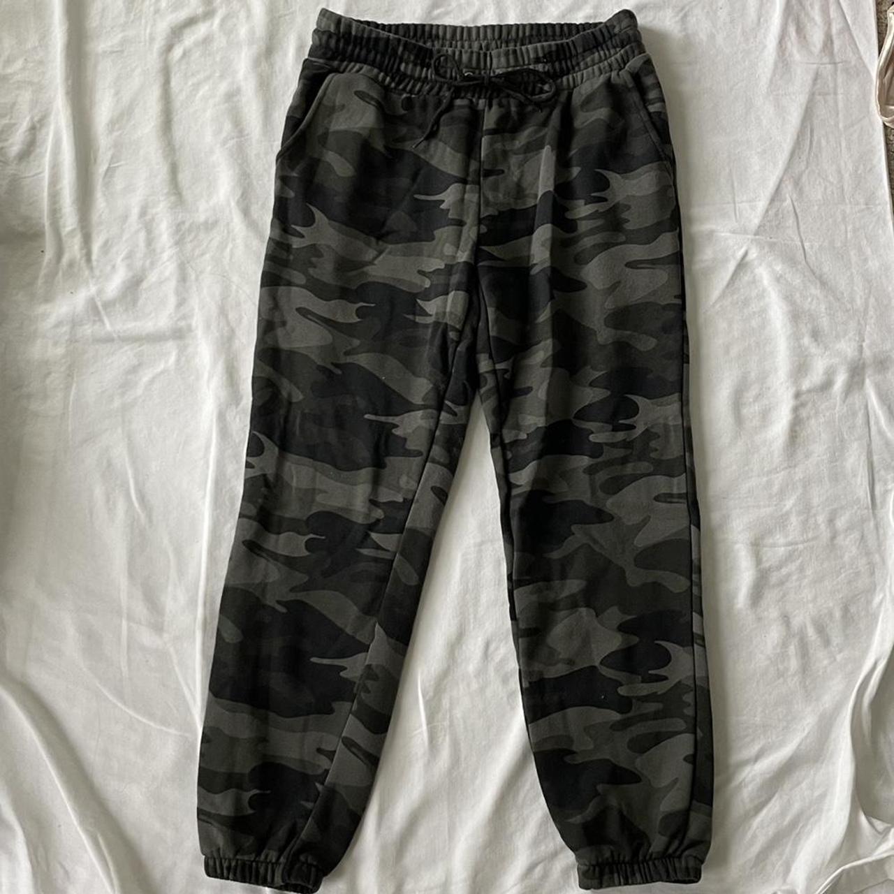 Target | Camo Sweatpants | Size M - Depop