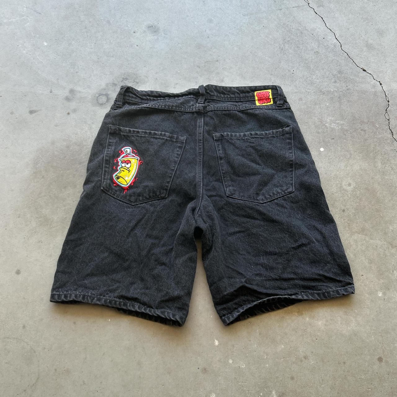 Vintage Baggy Black Empyre Jorts With Patch Size... | Depop