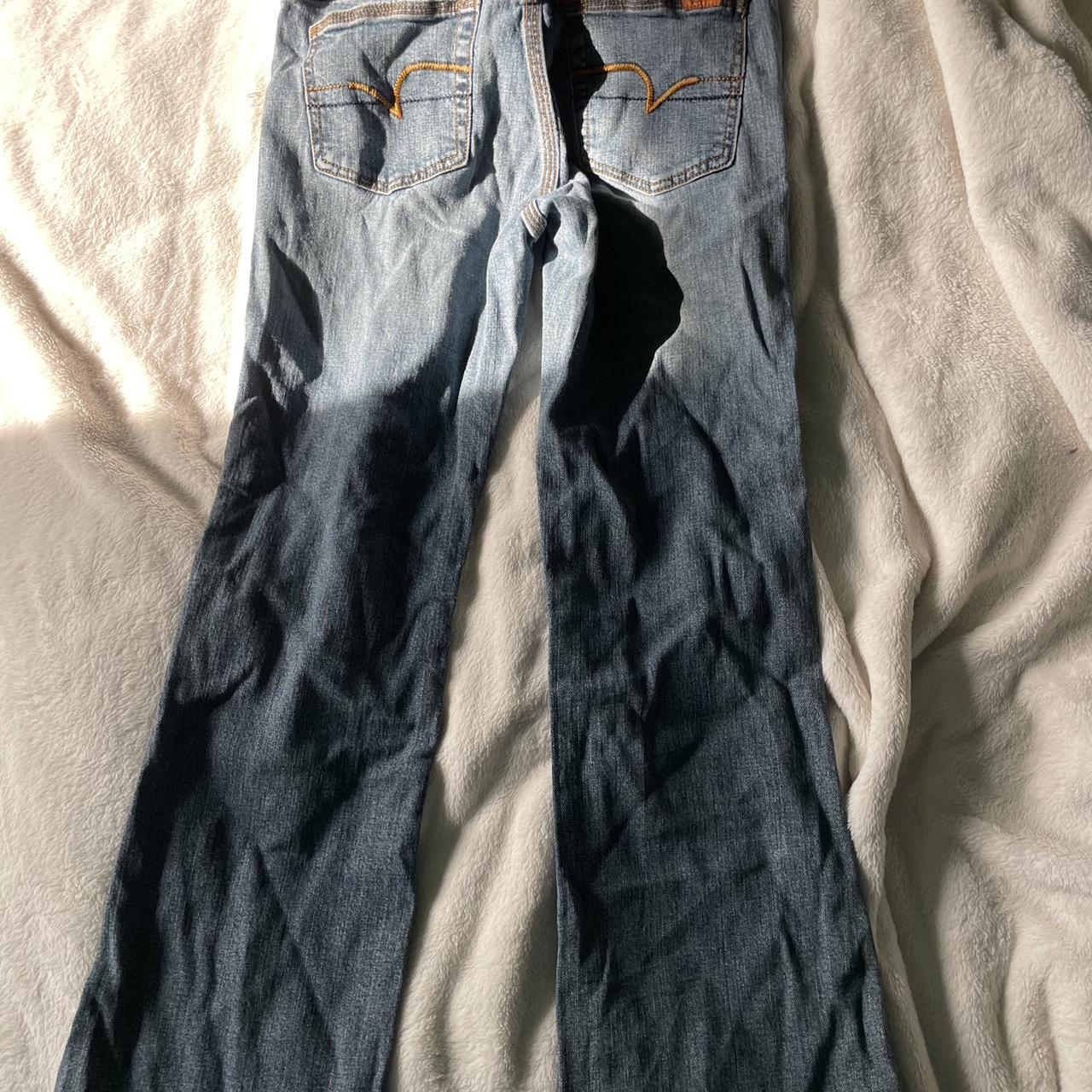 Super cute bootcut vigoss jeans size is a 9 good... - Depop