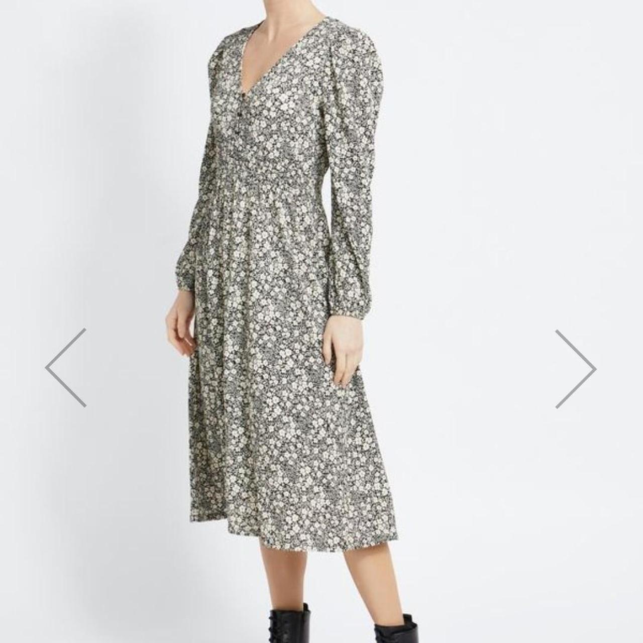 Beautiful Dunnes Stores floral midi dress with... - Depop