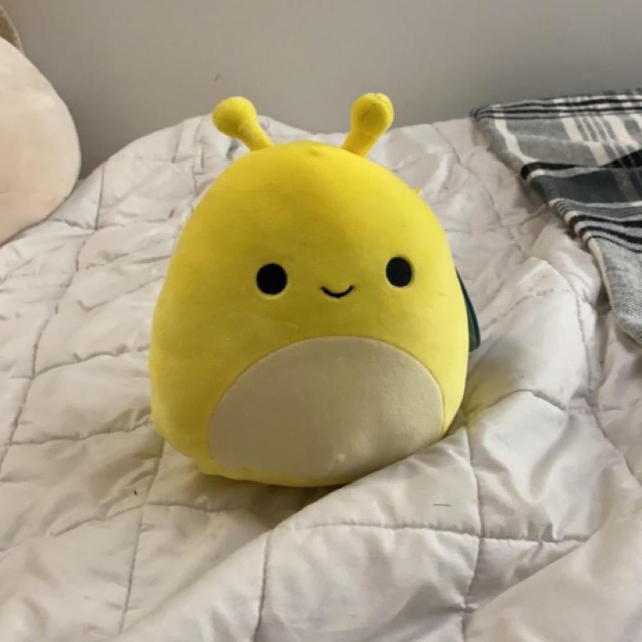 •yellow•slug•squishmallow• - Depop