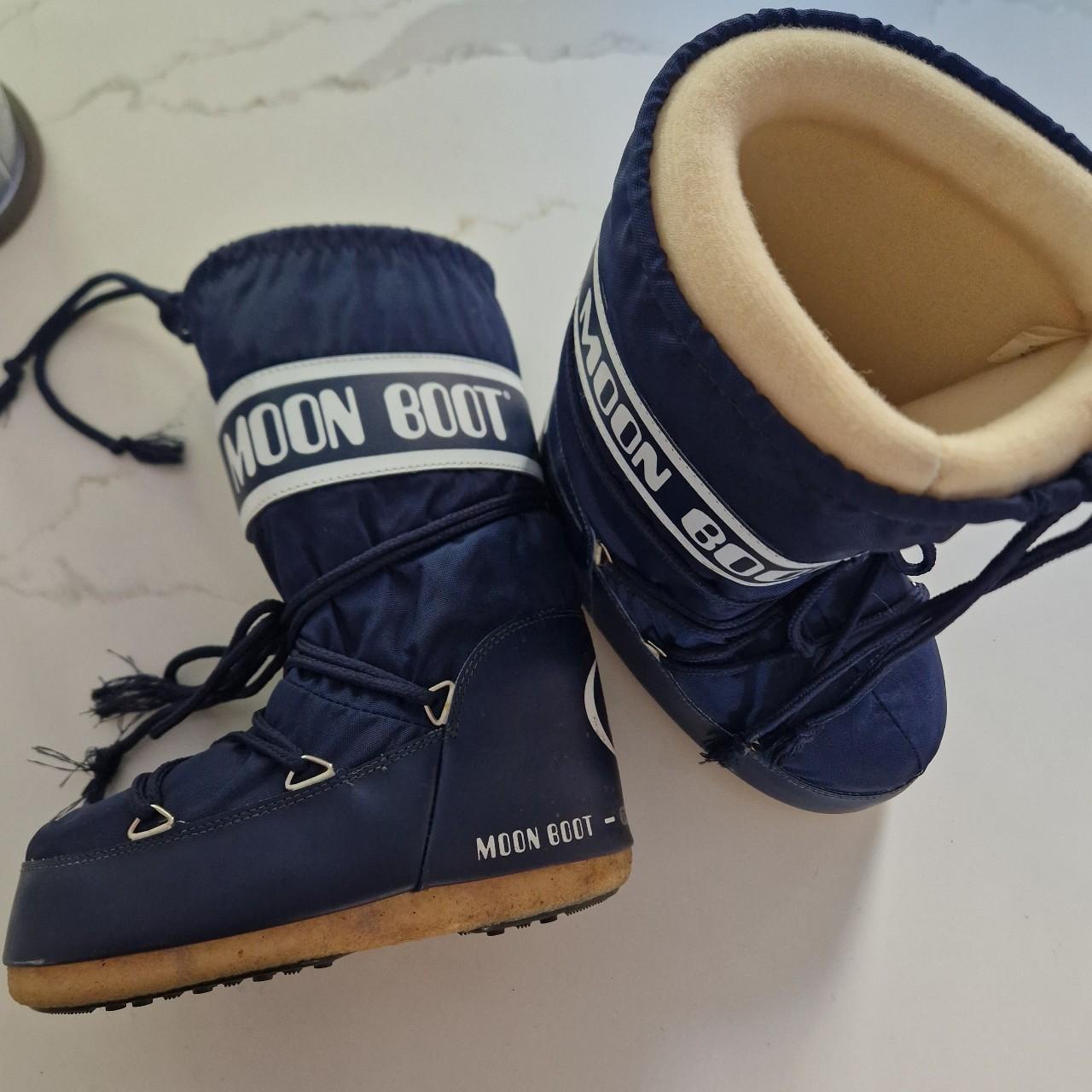 Navy Kids Moon Boots Good condition - minor scuff... - Depop