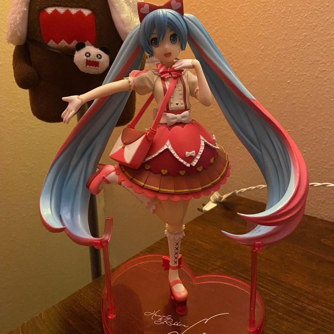 Hatsune Miku official figure Great condition No... - Depop