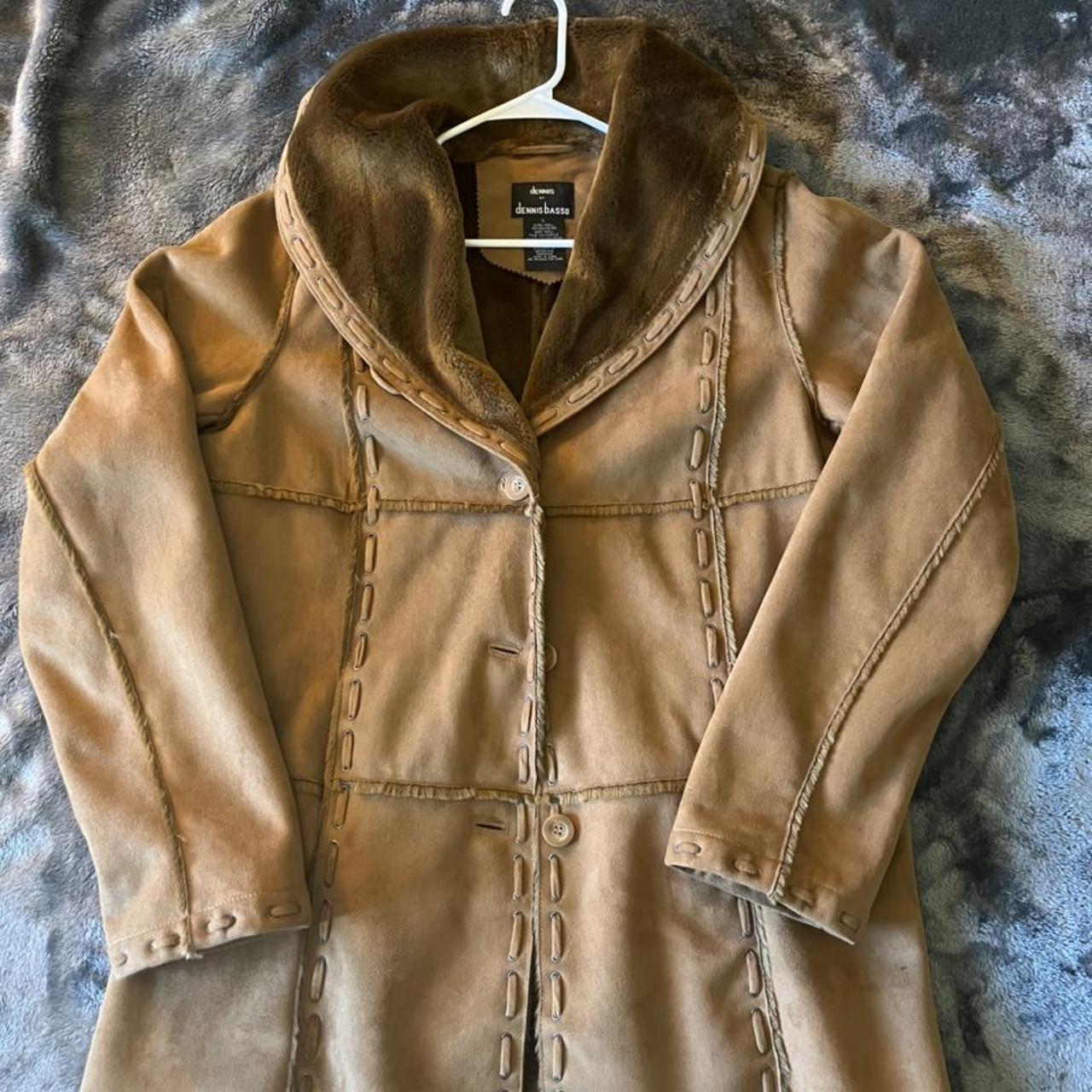 Microfiber suede / moccasin type material coat with... - Depop