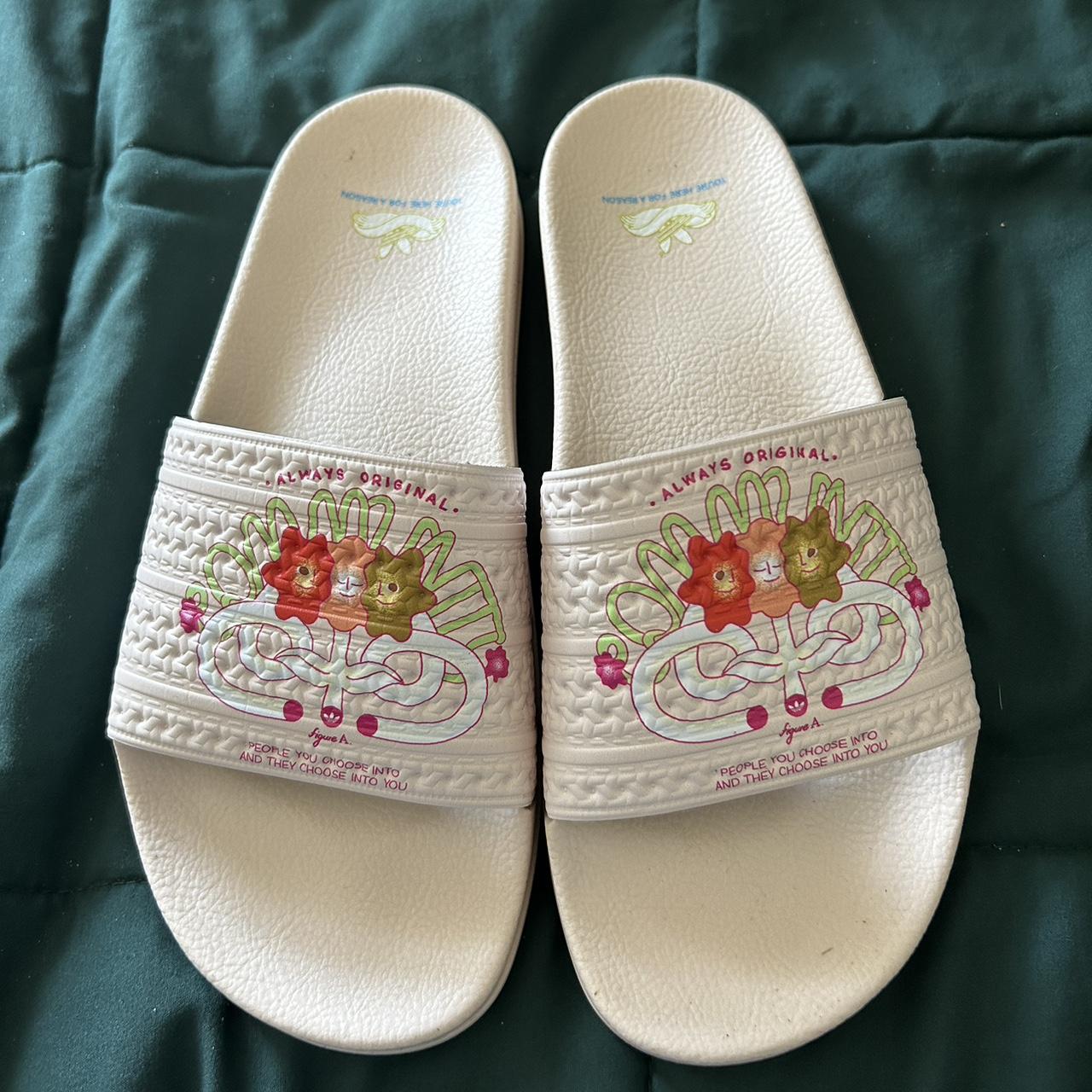 Adidas Positive energy slides women’s size 8! worn... - Depop