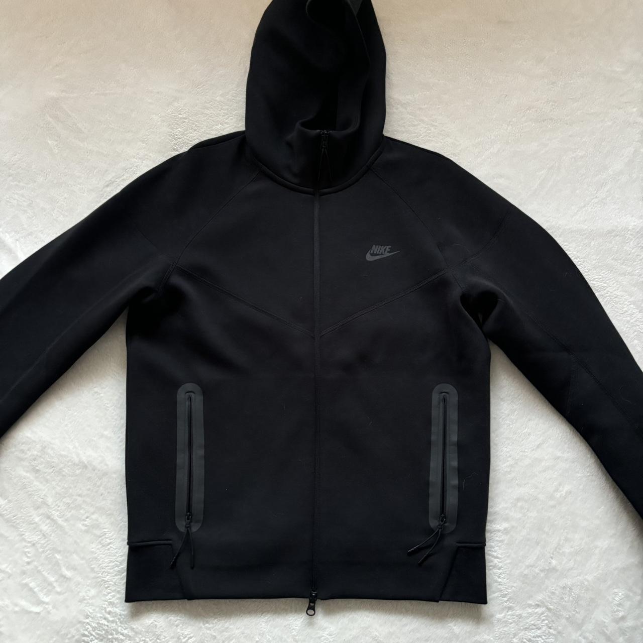 Nike Tech Fleece black hoodie Size Medium Never worn - Depop
