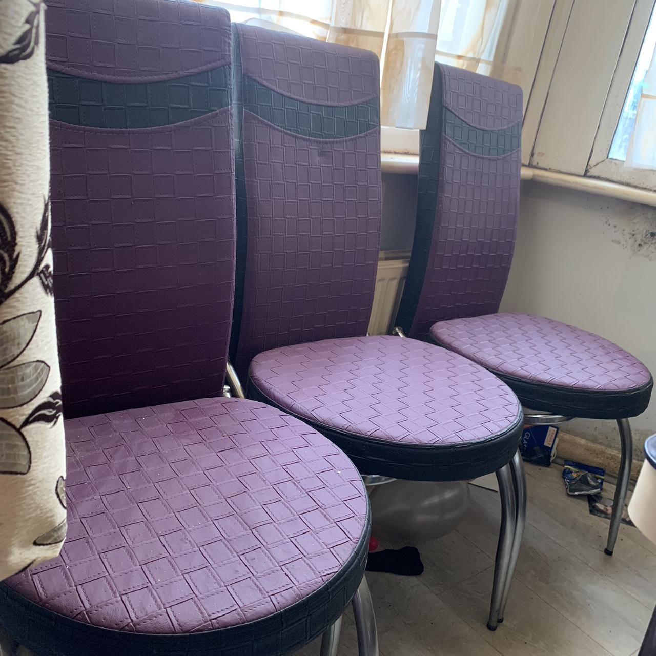 This is a dining table that has been used once or... - Depop