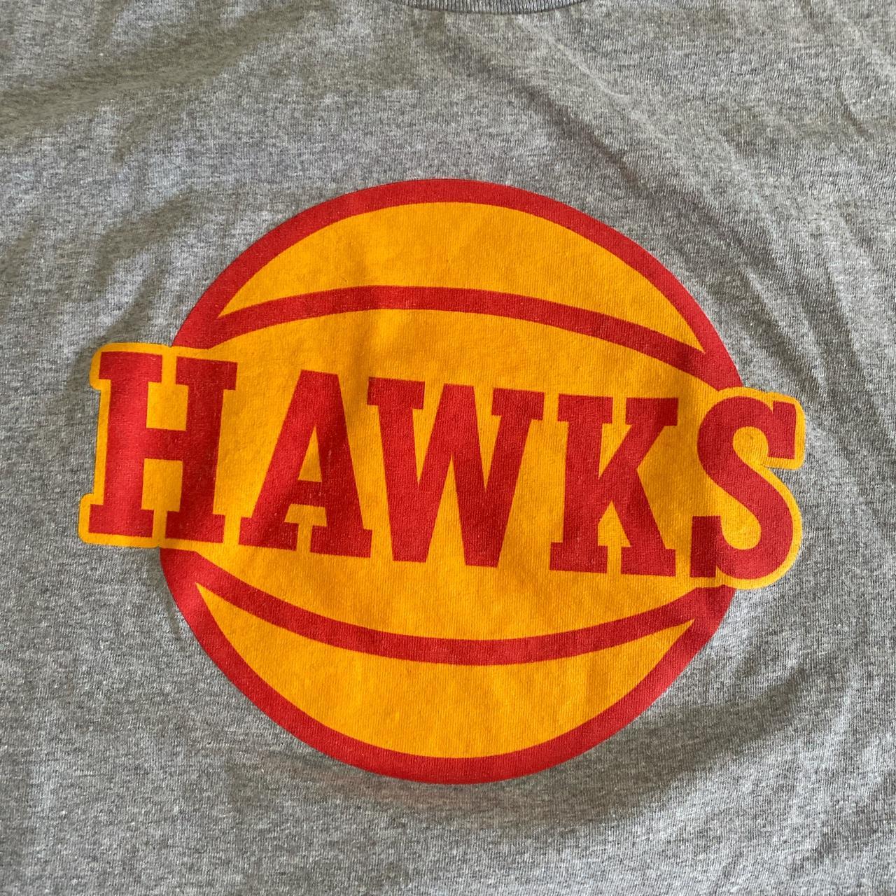NBA Atlanta Hawks Throwback Logo T-Shirt. 23” pit... - Depop