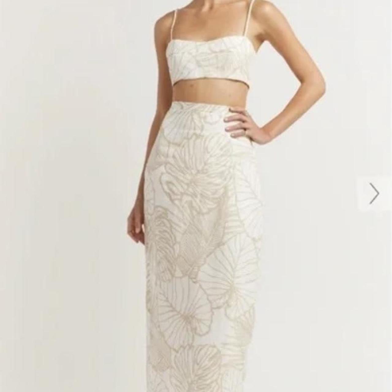 DISSH MALTA LINEN PALM SET Top - Size 10 Skirt -... - Depop