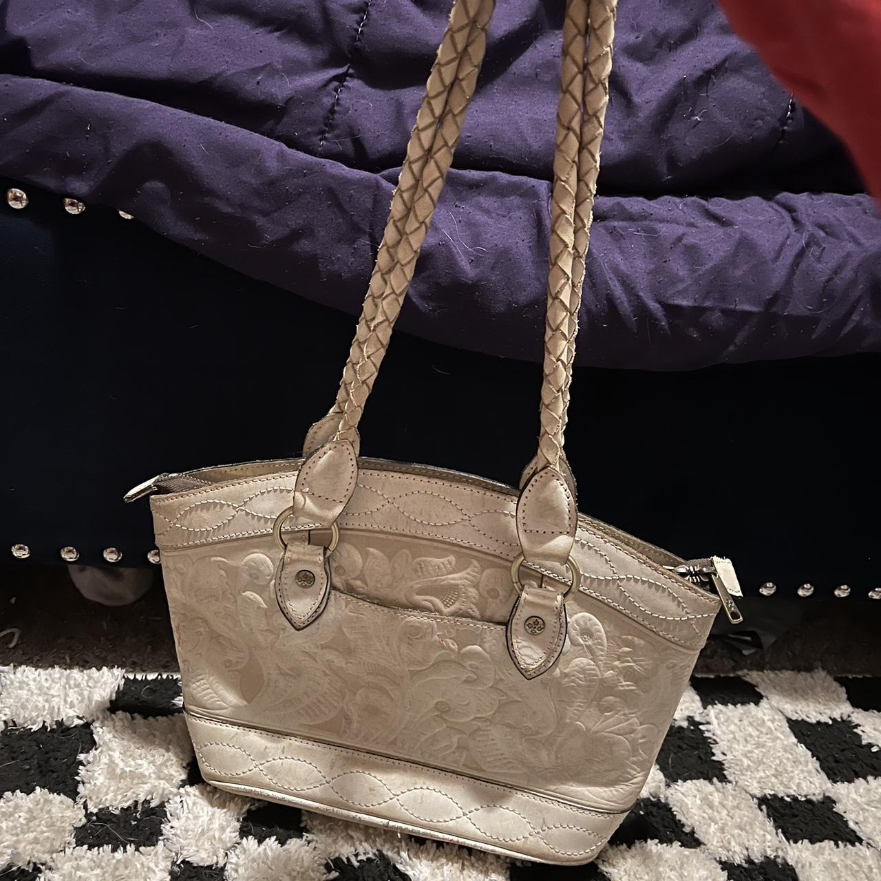 Cute vintage off white cream colored bag with... - Depop