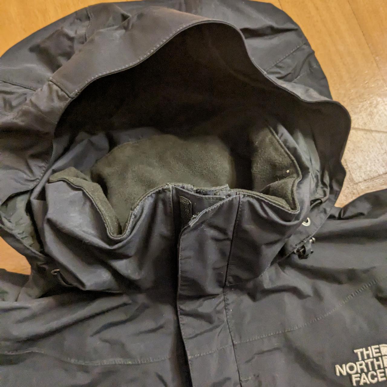 The North Face Coat. Men's L 🧱Lovely black TNF... - Depop