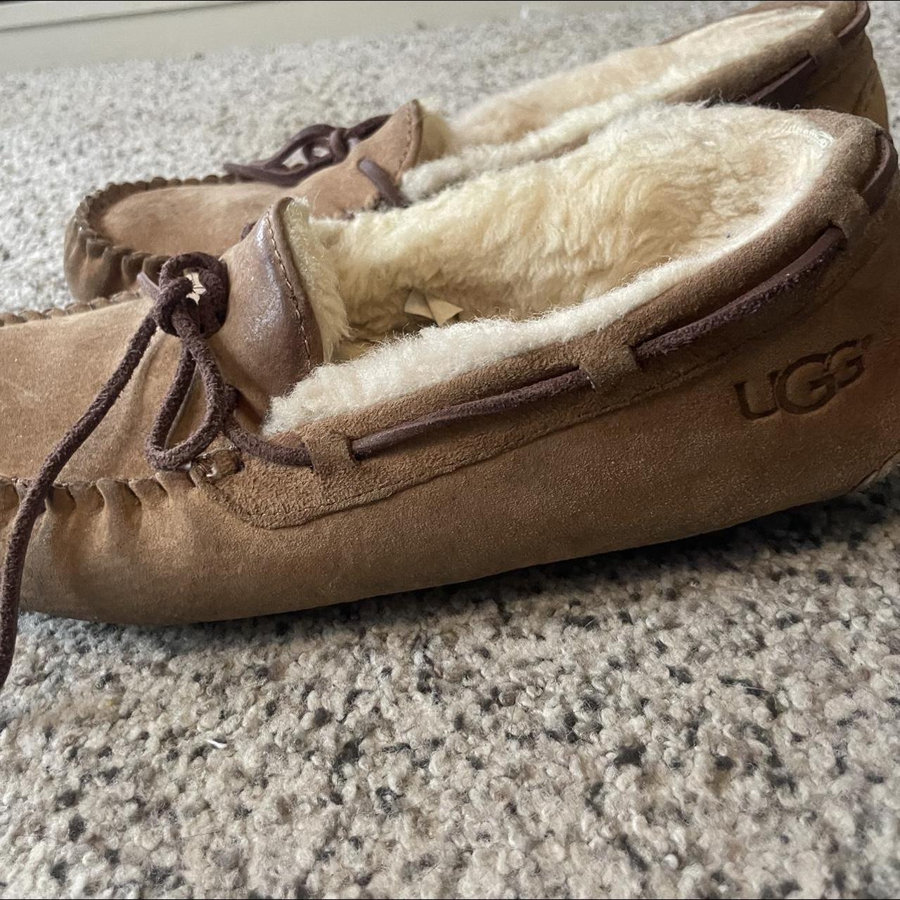 UGG women’s sheepskin dakota slippers, chestnut... - Depop