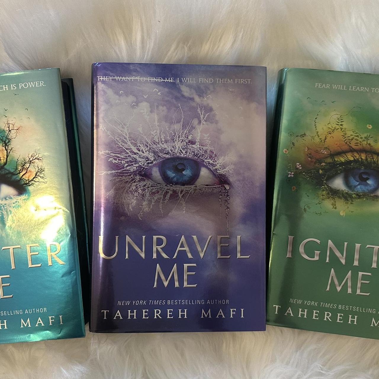 Shatter Me FAIRYLOOT 1-3 Exclusive Edition - Sprayed... - Depop