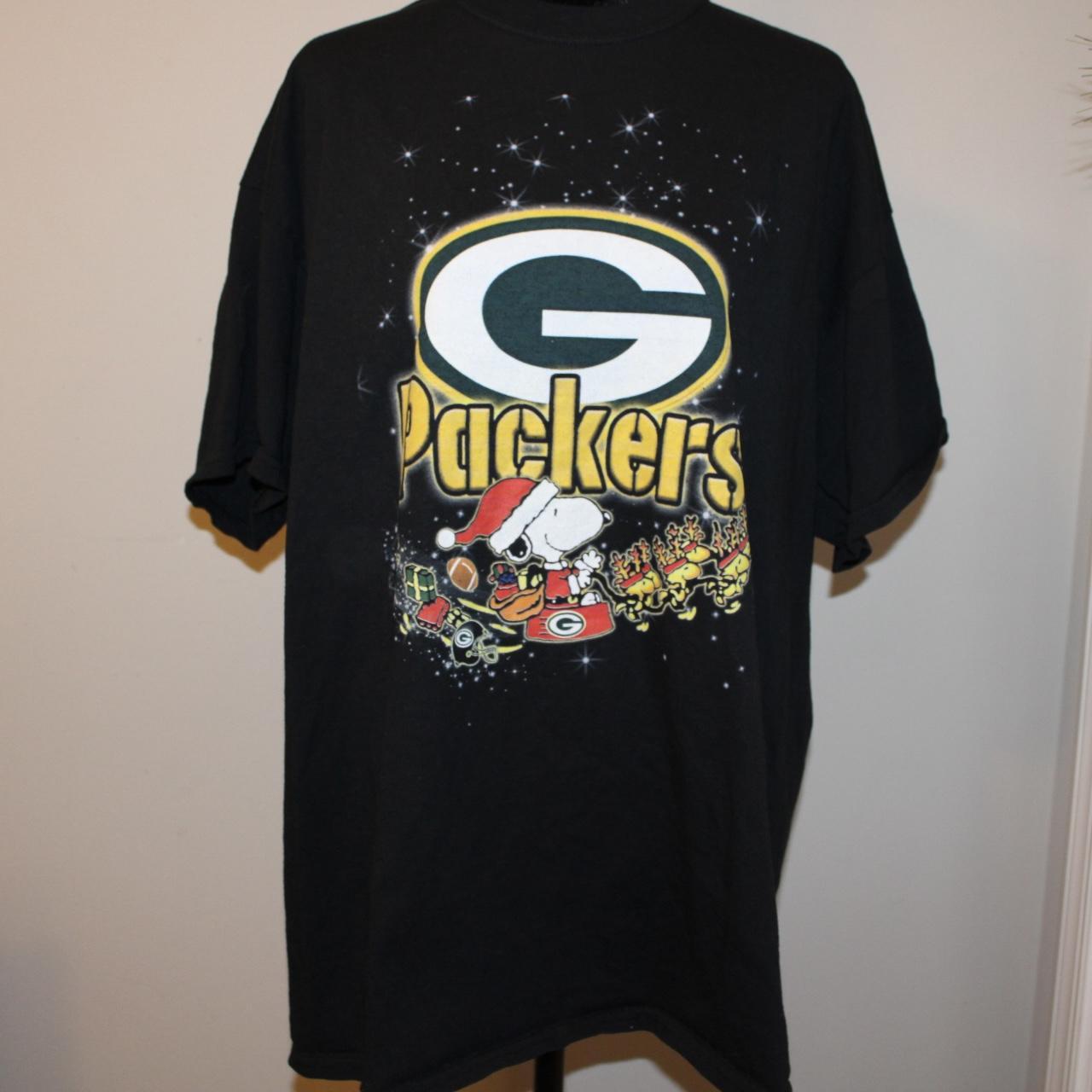 NFL Greenbay Packers x Peanuts Snoopy T... - Depop