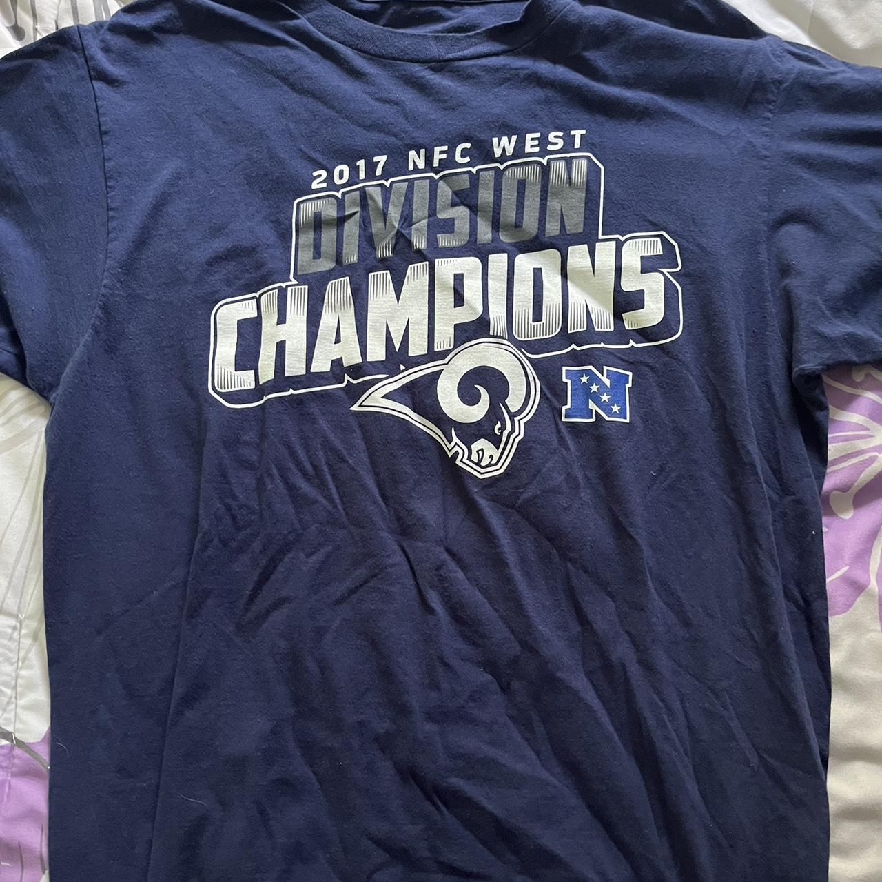 NFL Men's Navy T-shirt | Depop