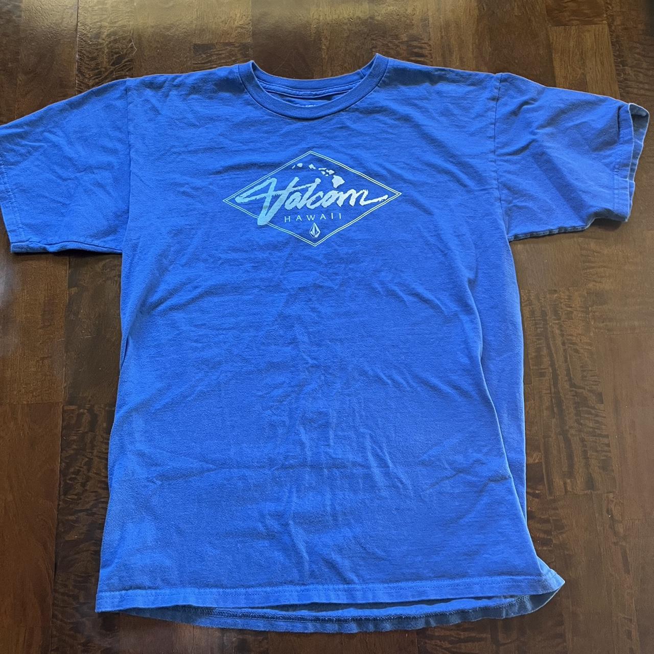 Volcom Blue Hawaii a T-shirt Size Adult... - Depop