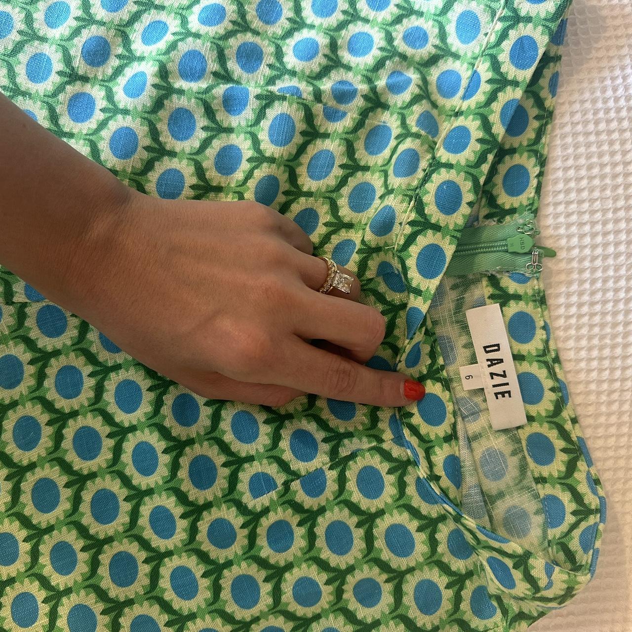 Dazie Set worn once. Size 6 but would fit and 8.... - Depop