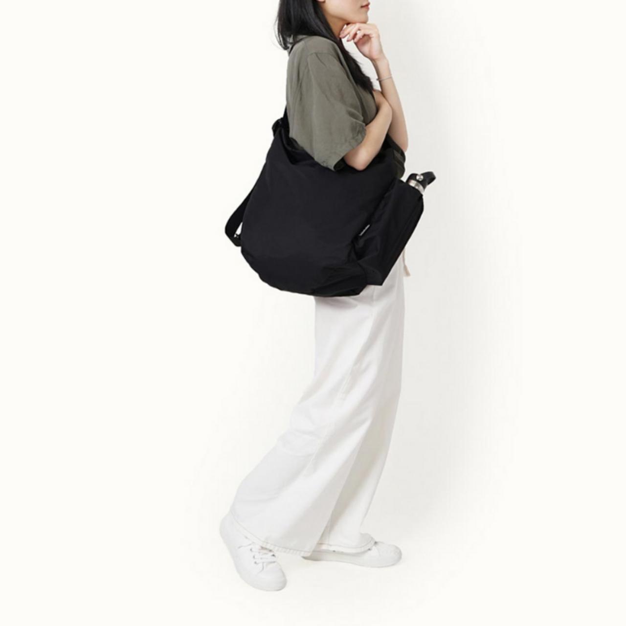 hellolulu REESE - Daily Duo Shoulder Bag with bottle... - Depop