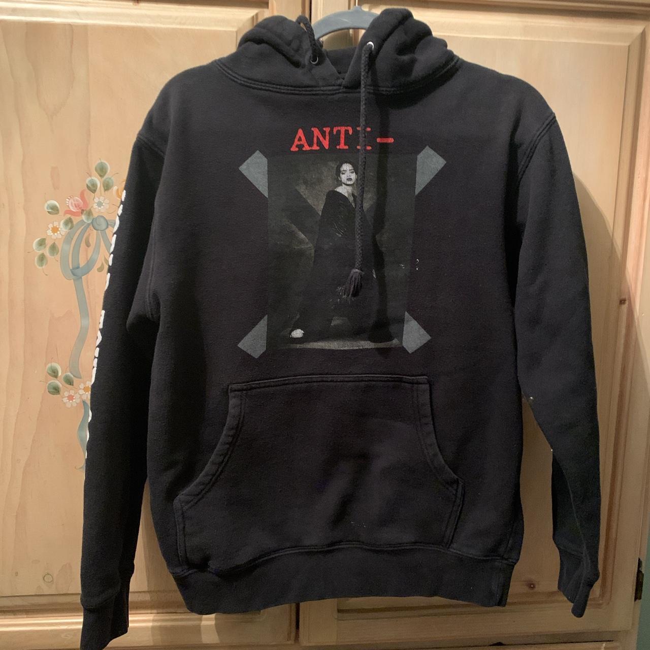 Rihanna Anti Tour sweatshirt Armpit to armpit... - Depop
