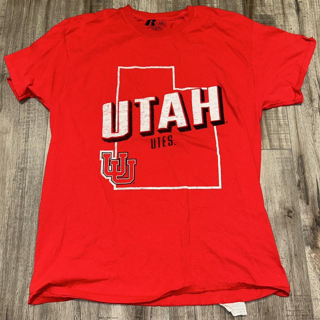 University of Utah t-shirt size Large in like new... - Depop