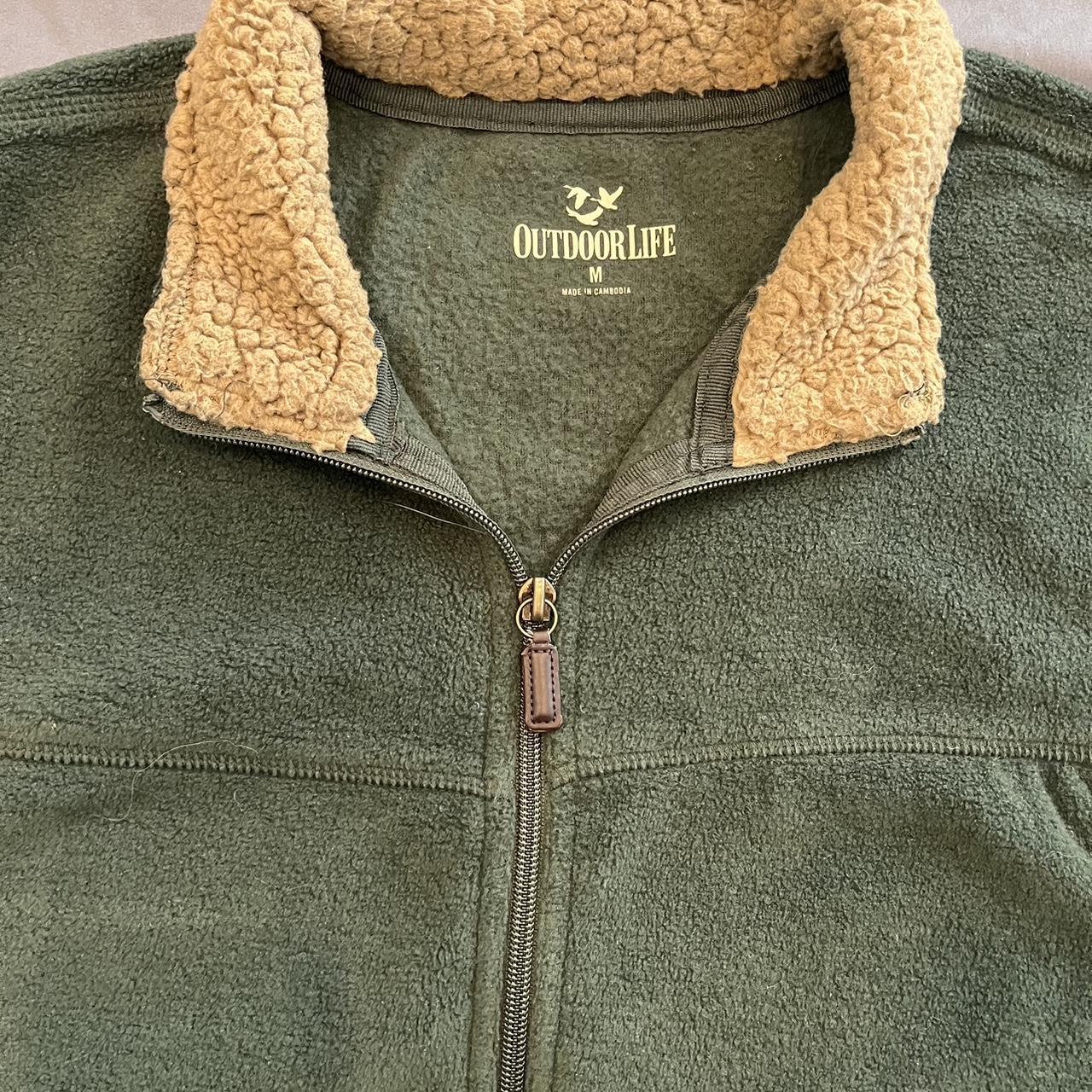Outdoor Life fleece vest Size: Medium/Large if slim - Depop