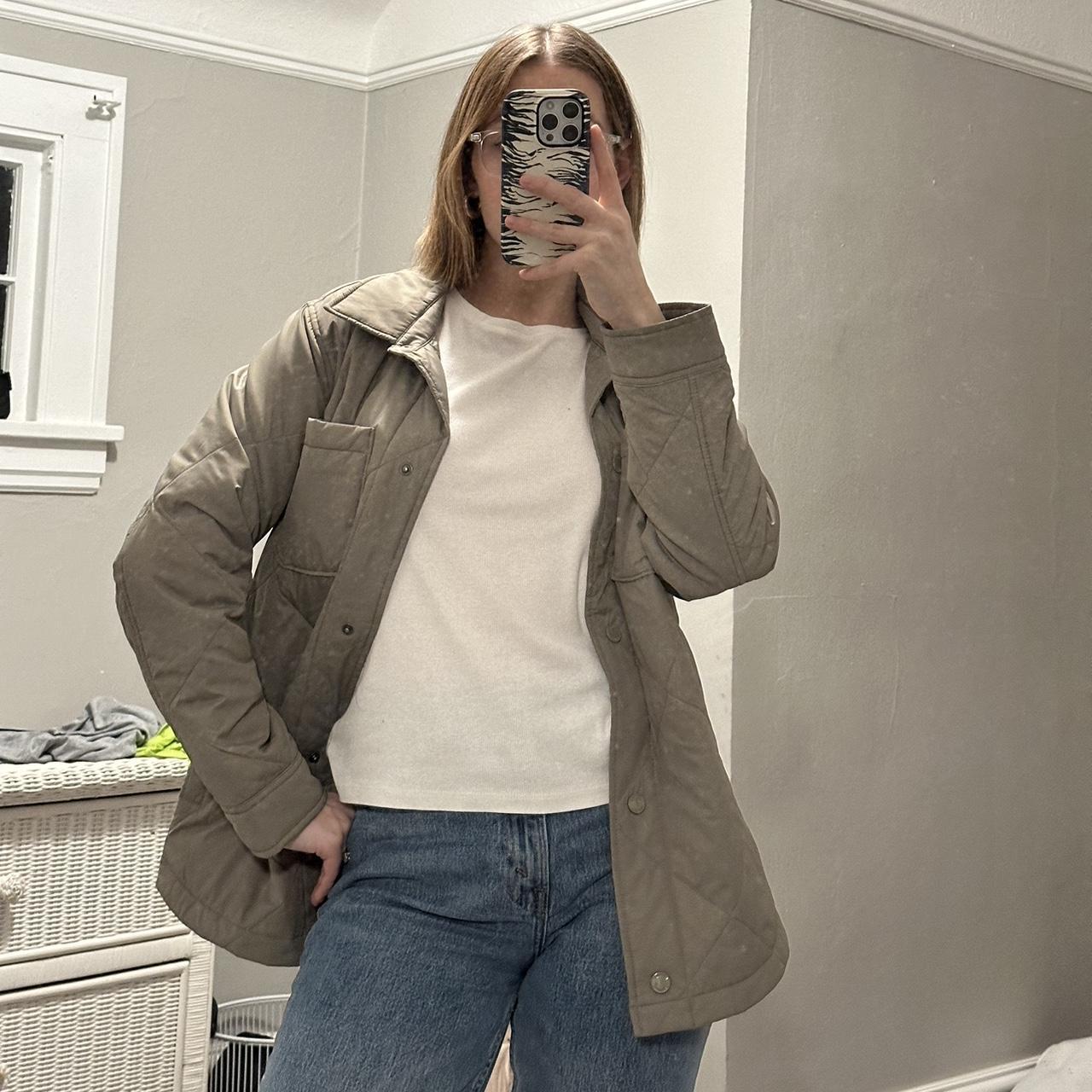 Oversized green quilted jacket from Hollister.... - Depop