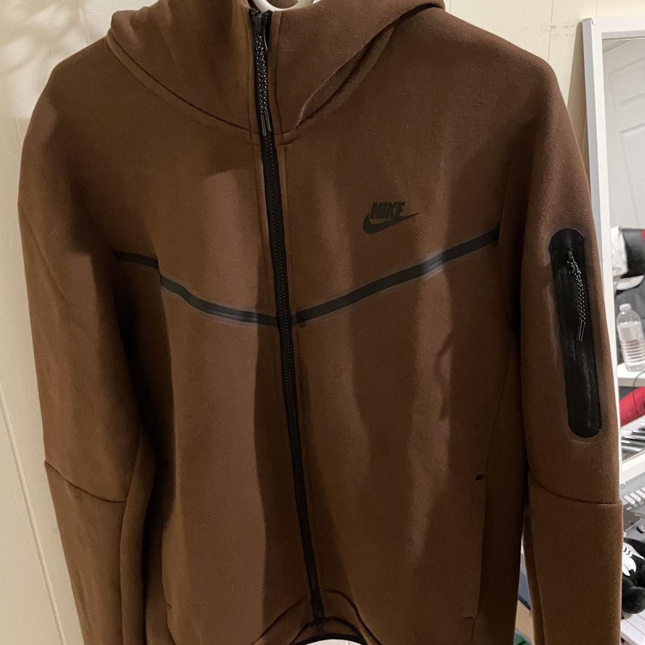 Brown Nike Tech #nike #tech #jacket #fashion #trending - Depop