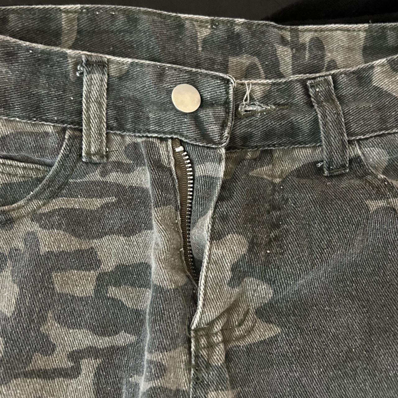 Green army jeans #y2k #streetwear #cargo #armycargos - Depop