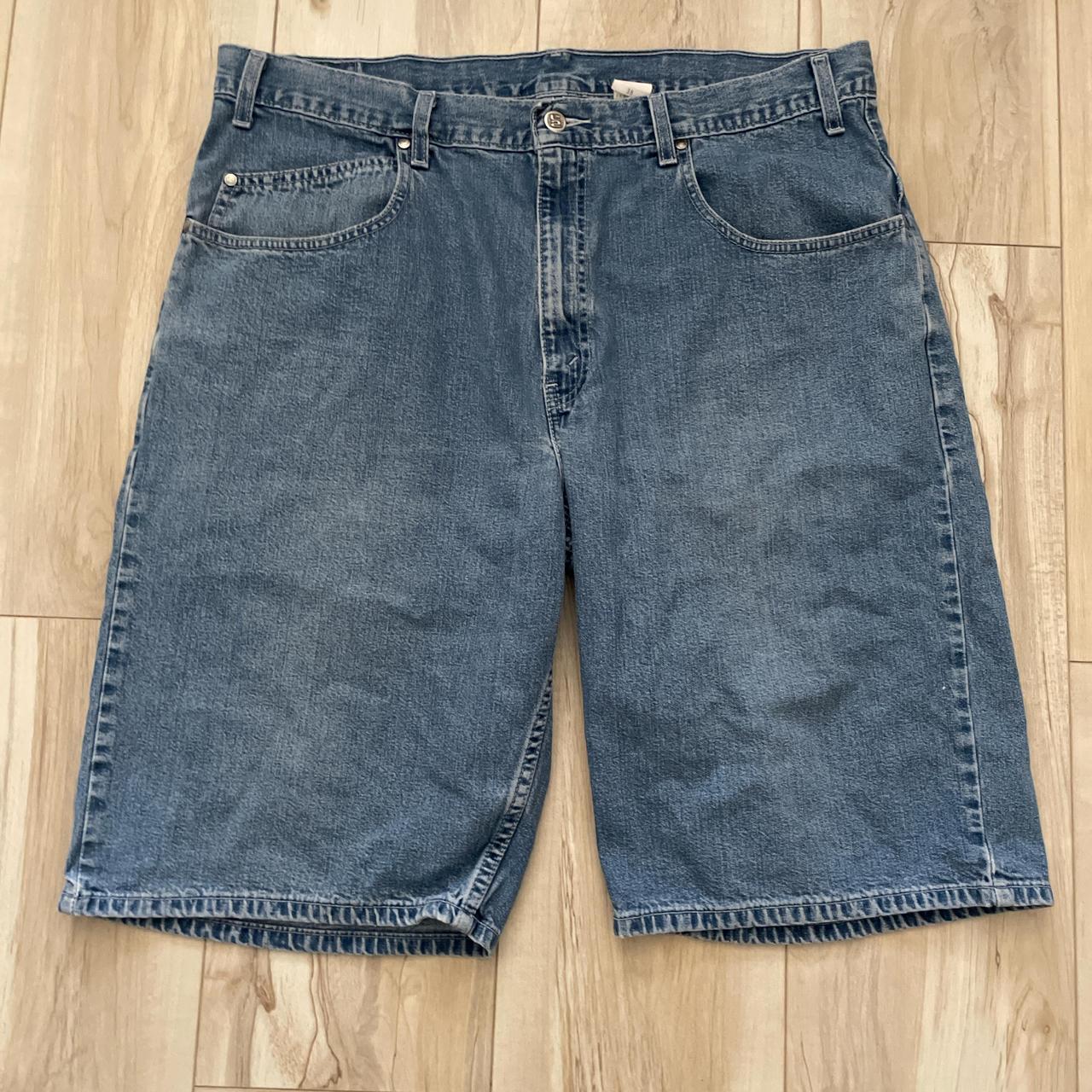2000s essential Levi jorts Measurements📏: 38”... - Depop