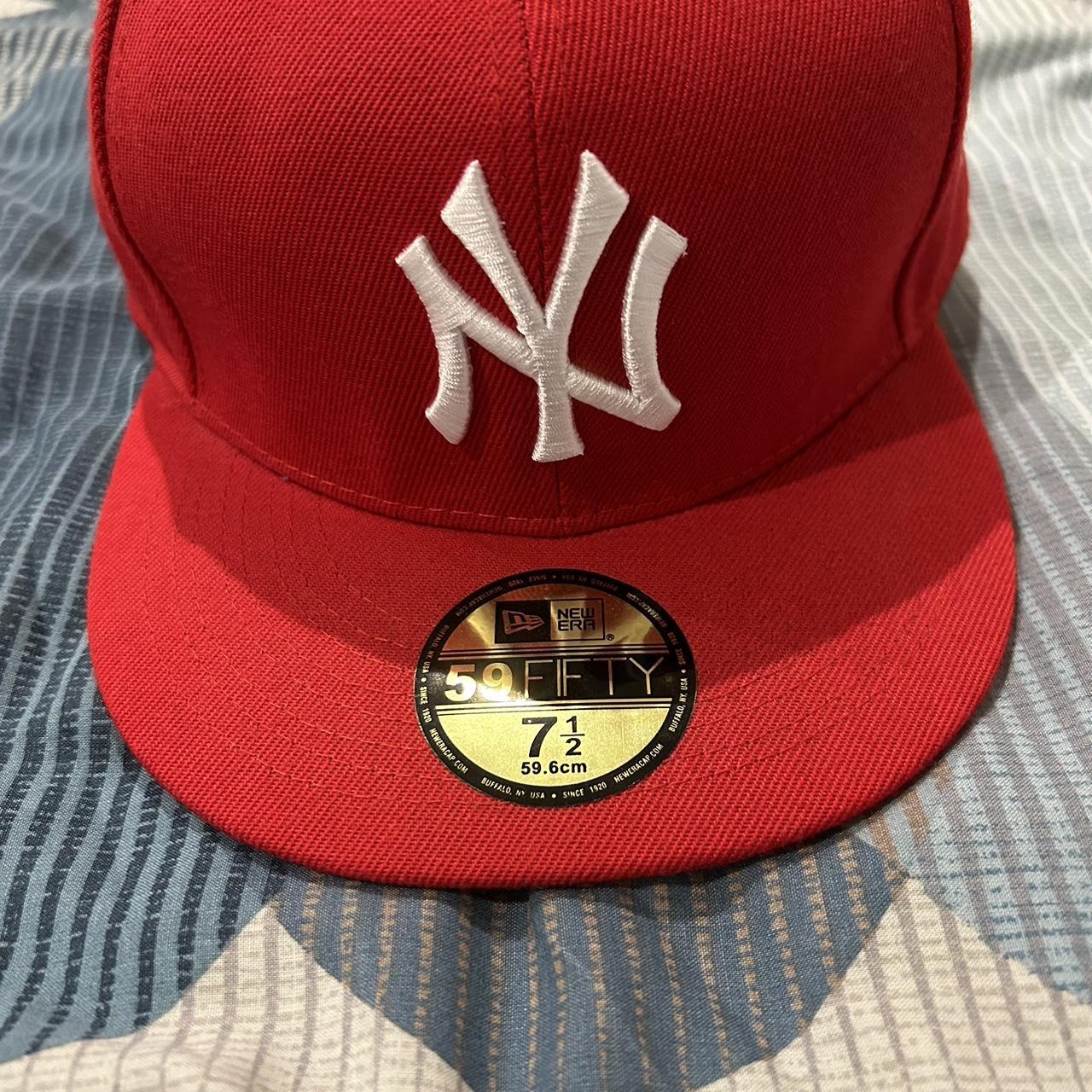 Red new era fitted hat size 71/2 brand new - Depop