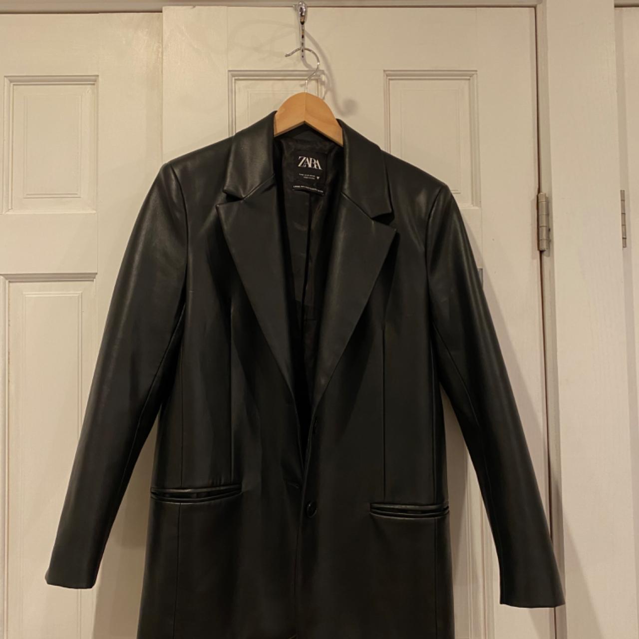 Zara Women's Black Coat | Depop