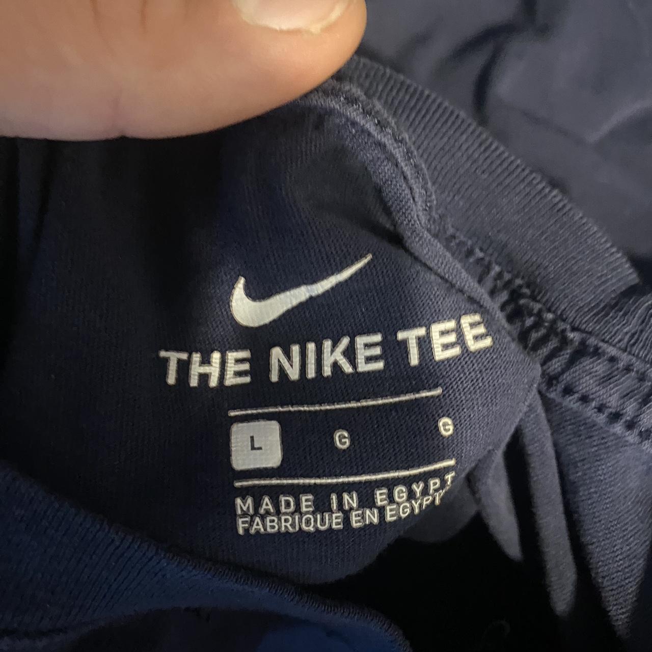 Throwback Nike Tee - Depop