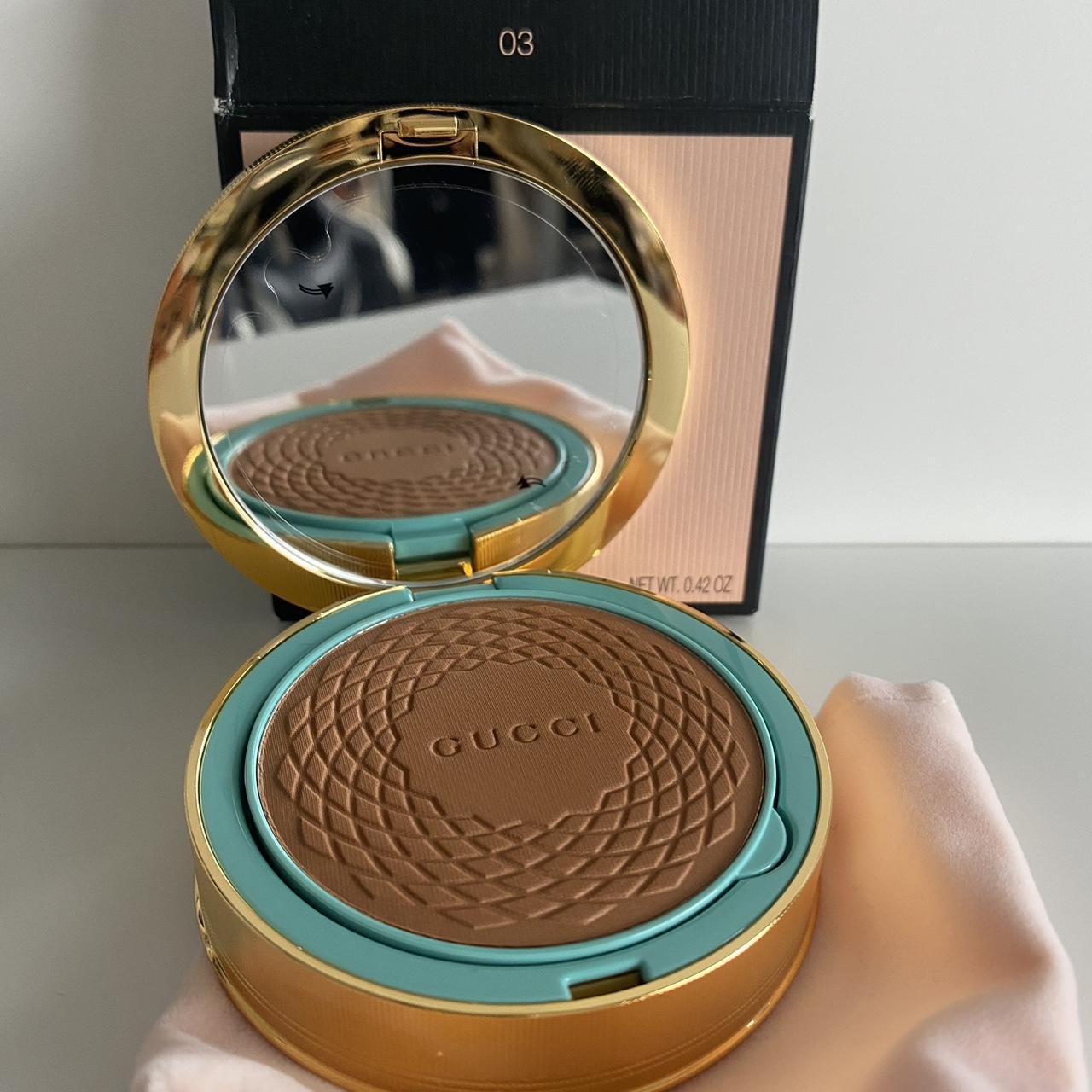 GUCCI POUDRE DE BEAUTÉ - ÉCLAT SOLEIL Shade 03... - Depop
